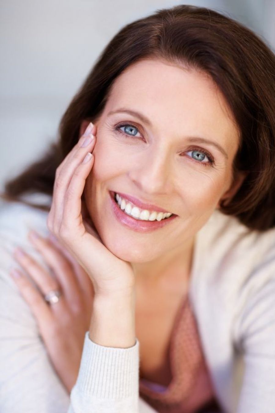 Long Hair On Women Over 50 Hairstyles Ideas Long Hair On Women Over 50