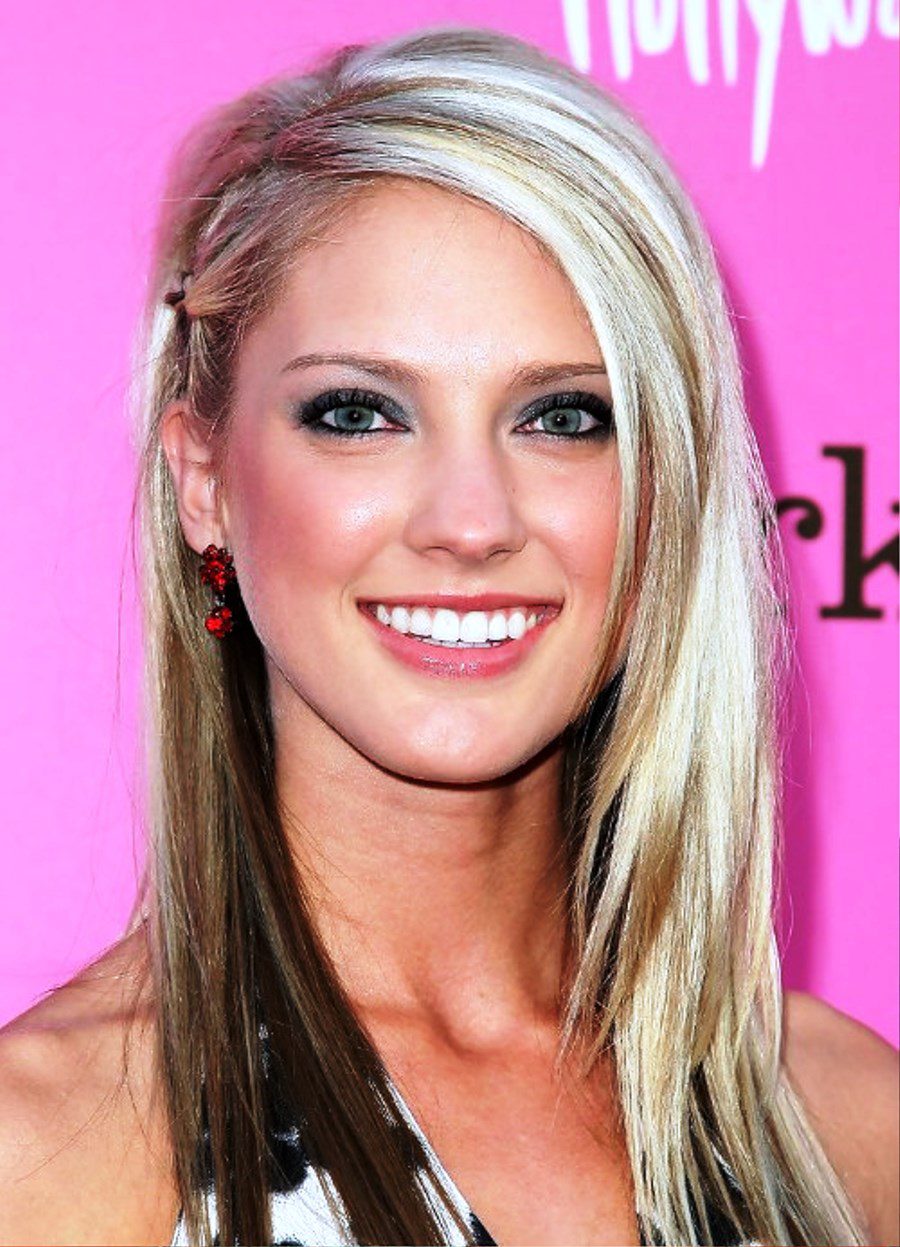 Long Sleek Hairstyle With Braids