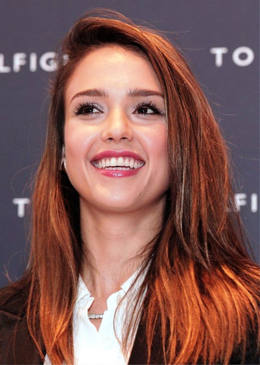 Side Parted Long Straight Hairstyle