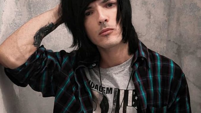 Long Emo Hairstyles for Guys Hairstyles Ideas - Long Emo Hairstyles for ...
